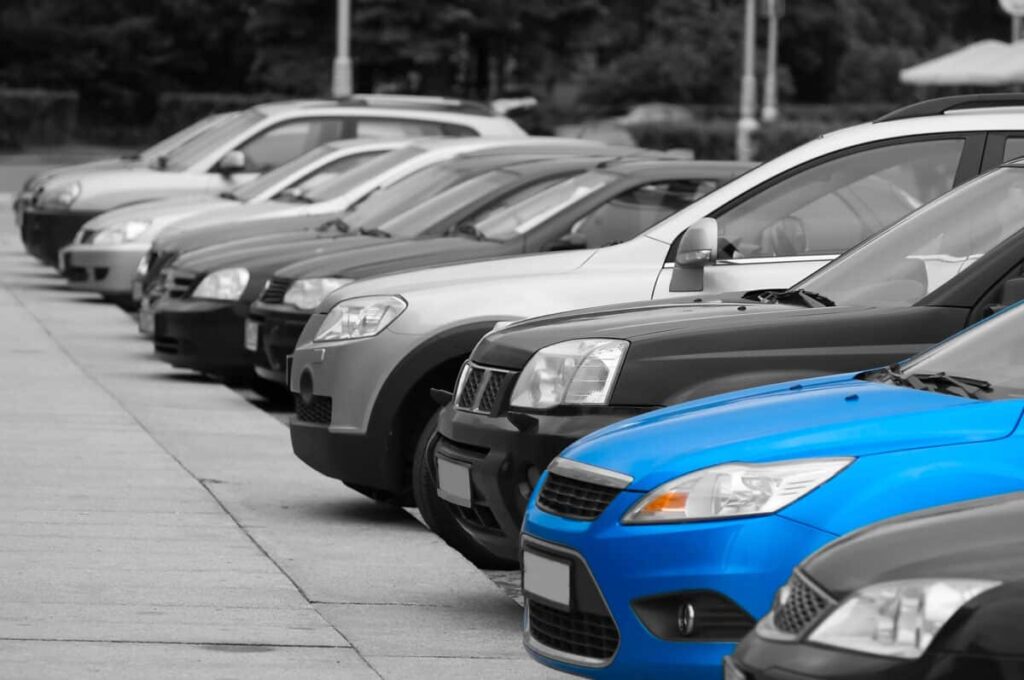 Parc automobile français : l’âge moyen atteint 15 ans en 2025 - creditnews