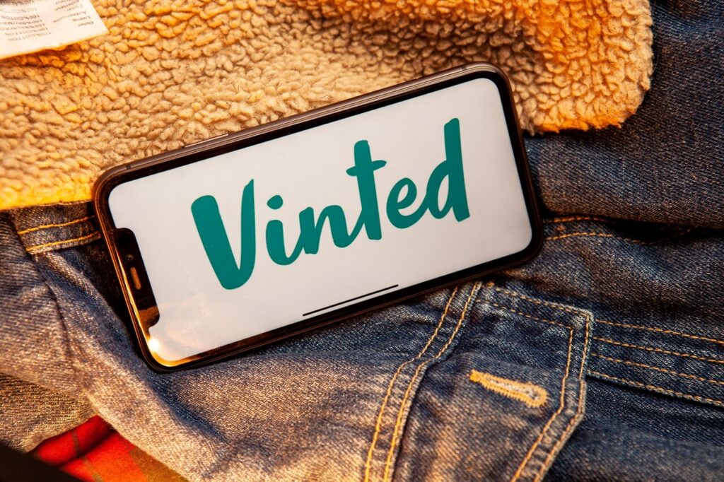 Vinted : premier distributeur de l’habillement en France - creditnews